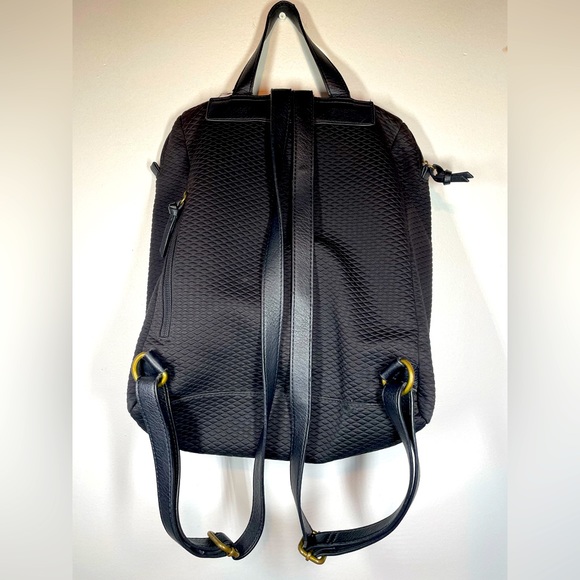 Elliott Lucca | Bags | Elliot Lucca Quilted Olvera Metro Backpack Black ...